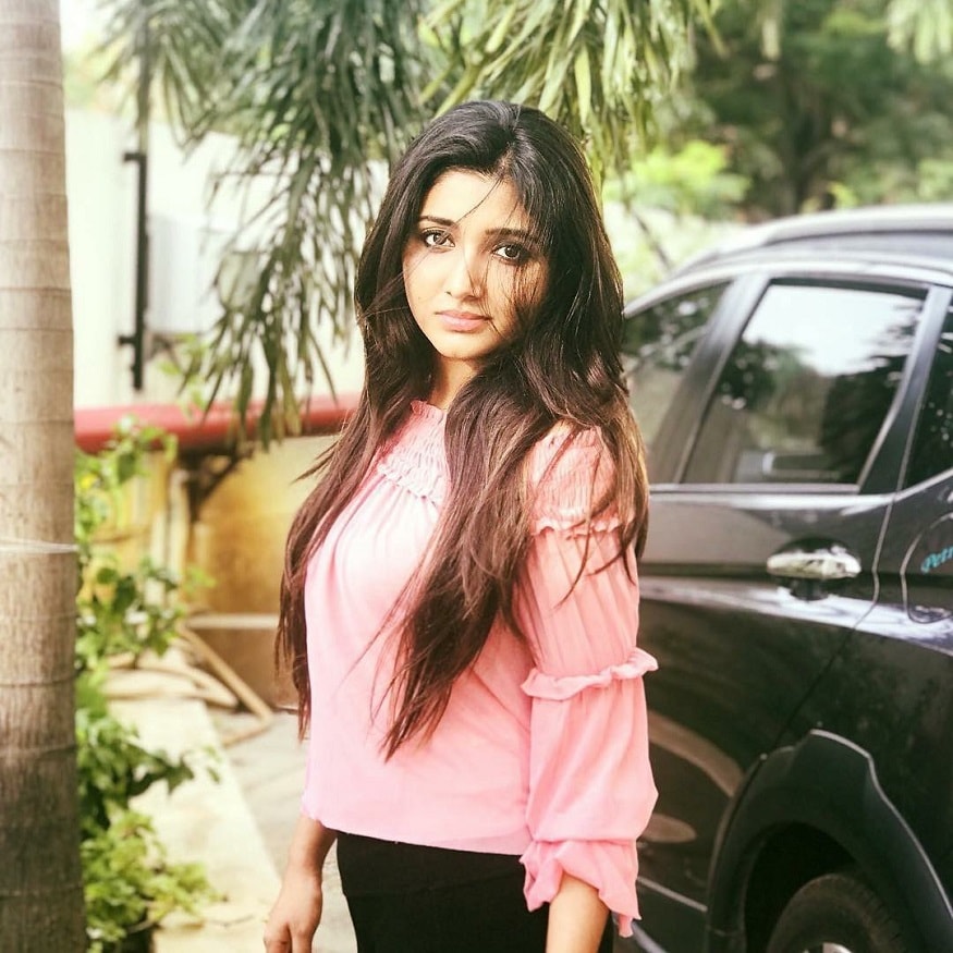 நடிகர் அபிசரவணன் மீது அதிதிமேனன் போலீசில் பரபரப்பு புகார் ...