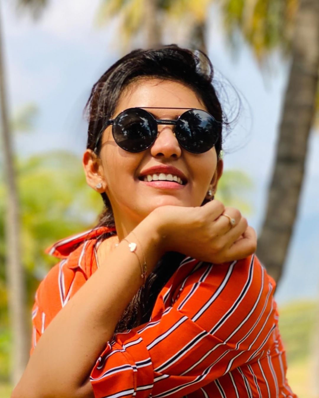அடுத்த சாட்டை நடிகை அதுல்யாவின் அசத்தல் ஆல்பம்! – News18 தமிழ்