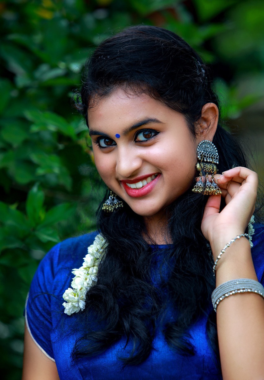 இயற்கை கொஞ்சும் எழில் முகம்.. நடிகை தியாவின் அசத்தல் போட்டோ ஷூட் ...