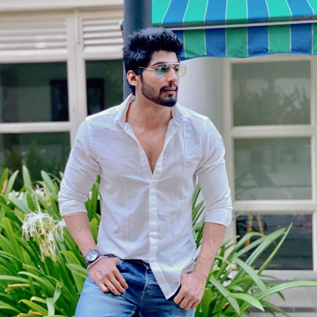 பிக்பாஸ் தர்ஷனின் ஸ்டைலிஷ் போட்டோஸ்.. – News18 தமிழ்