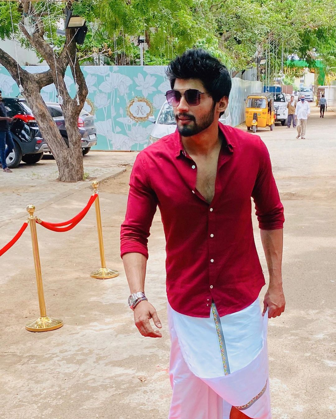 பிக்பாஸ் தர்ஷனின் ஸ்டைலிஷ் போட்டோஸ்.. – News18 தமிழ்