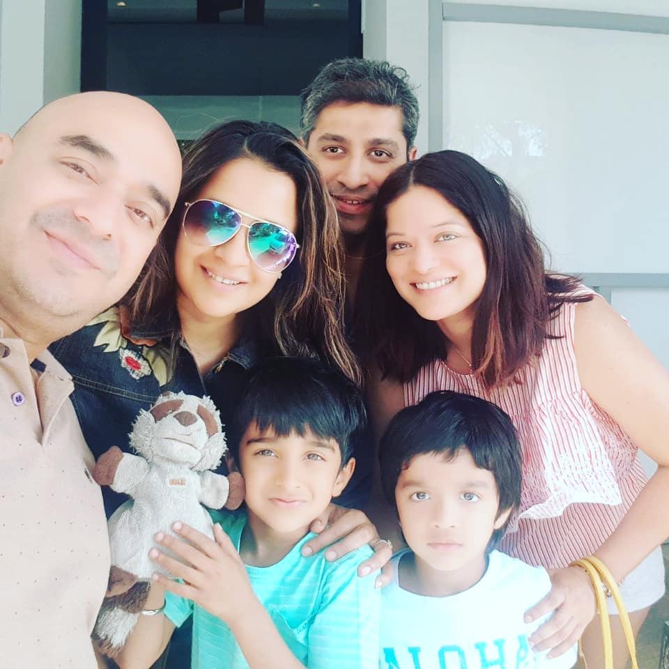 Reema Sen: ரீமா சென்னுக்கு இவ்ளோ பெரிய மகனா? அழகிய படங்கள்! – News18 தமிழ்