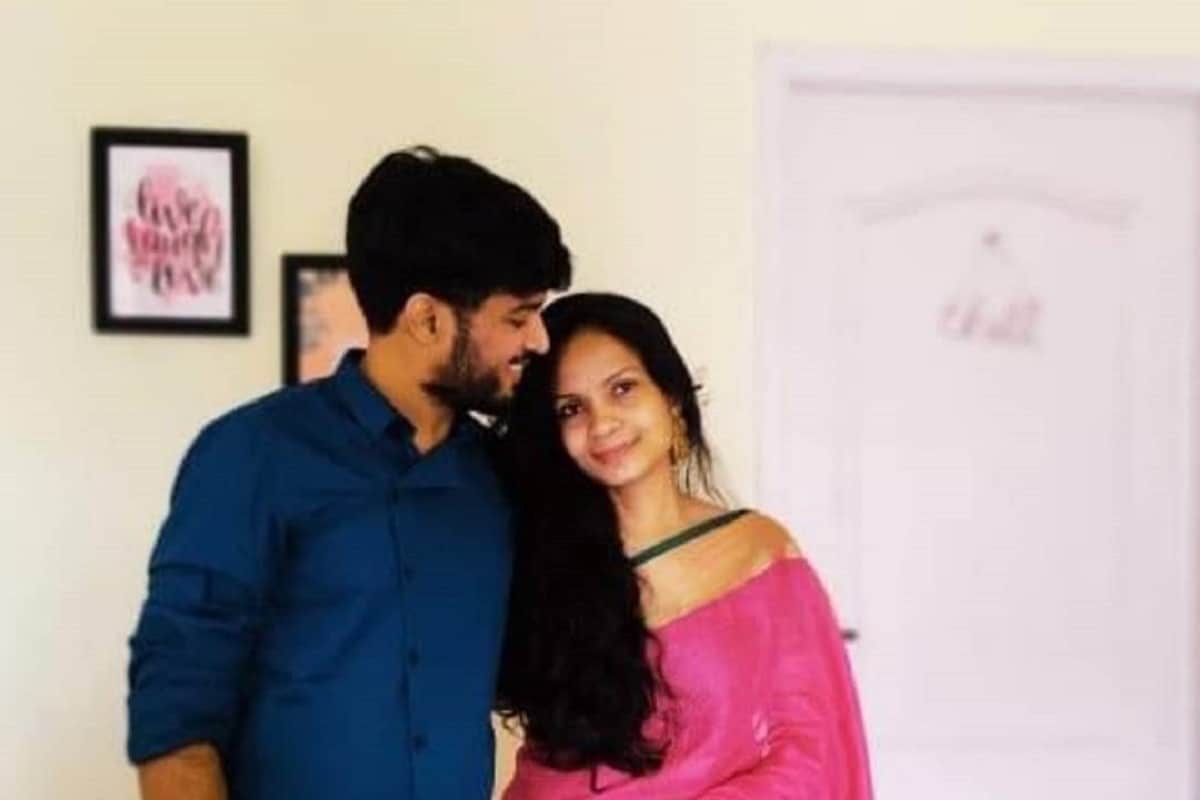 மனைவியின் புகைப்படத்துடன் காதல் தத்துவம் சொன்ன ரக்‌ஷன் – News18 தமிழ்