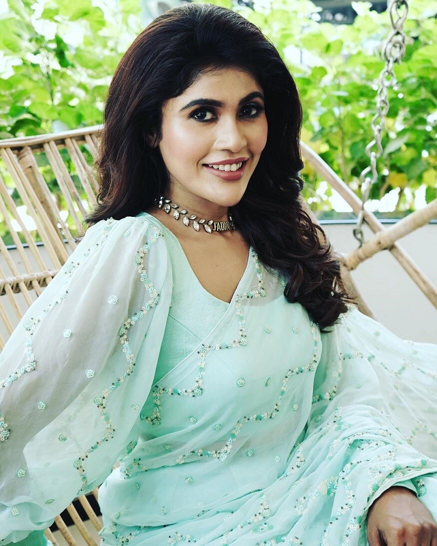 ரைஸா மீது வழக்கு தொடுப்போம் - ஃபேசியல் செய்த மருத்துவர் விளக்கம் ...