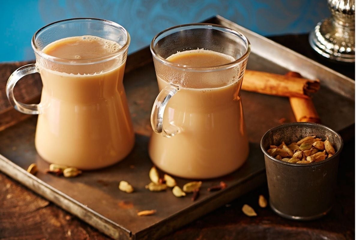 வீட்டிலேயே சுவையான மசாலா டீ செய்வது எப்படி ? – News18 தமிழ்