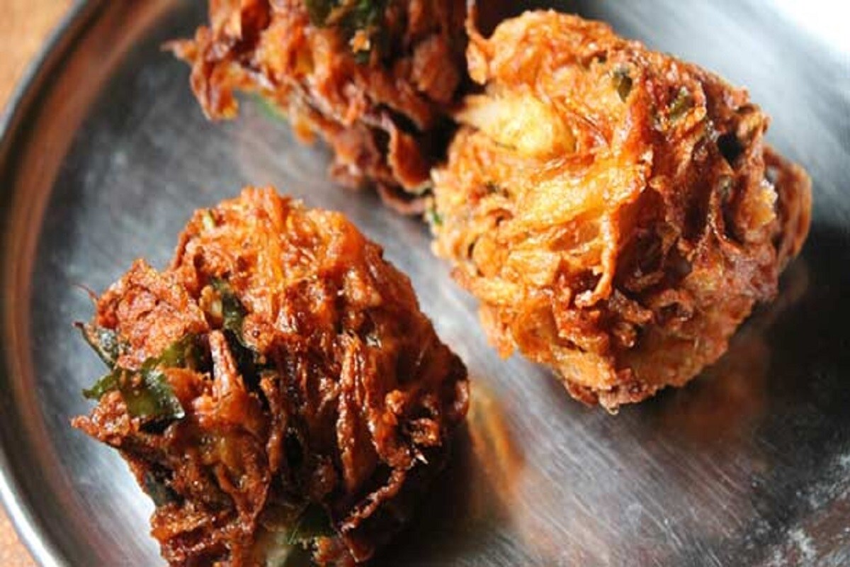 டீ கடை வெங்காய போண்டா செய்வது எப்படி? | லைஃப்ஸ்டைல் - News18 தமிழ்