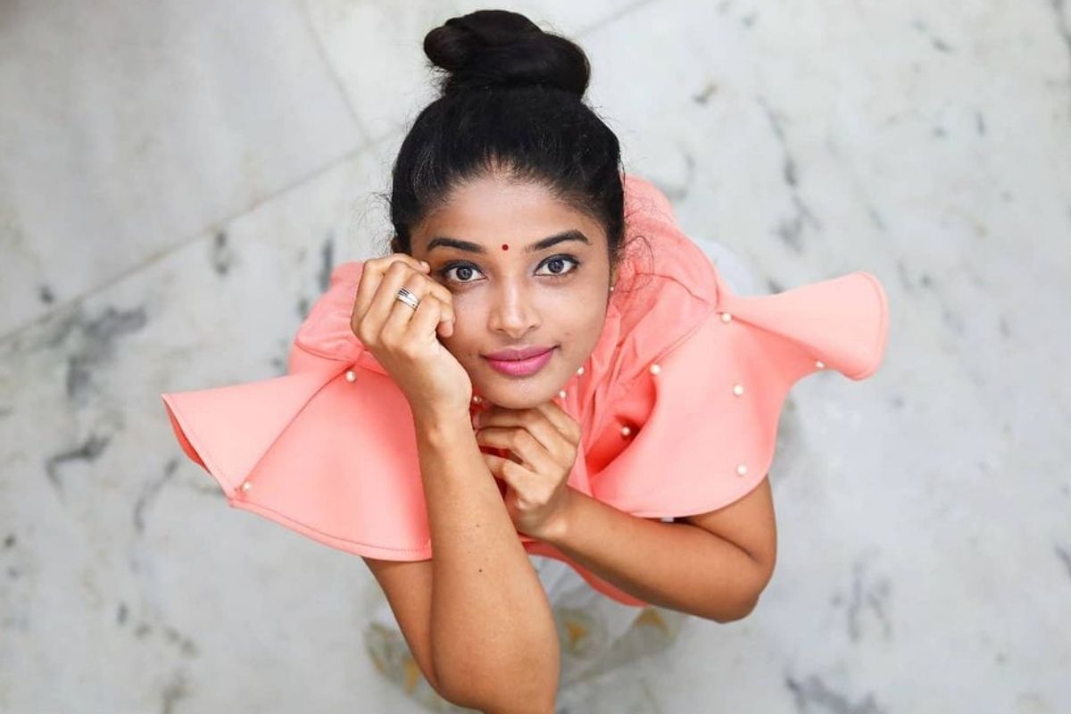 Actress sheela rajkumar latest photos | மாடர்ன் உடையில் கலக்கும் ...