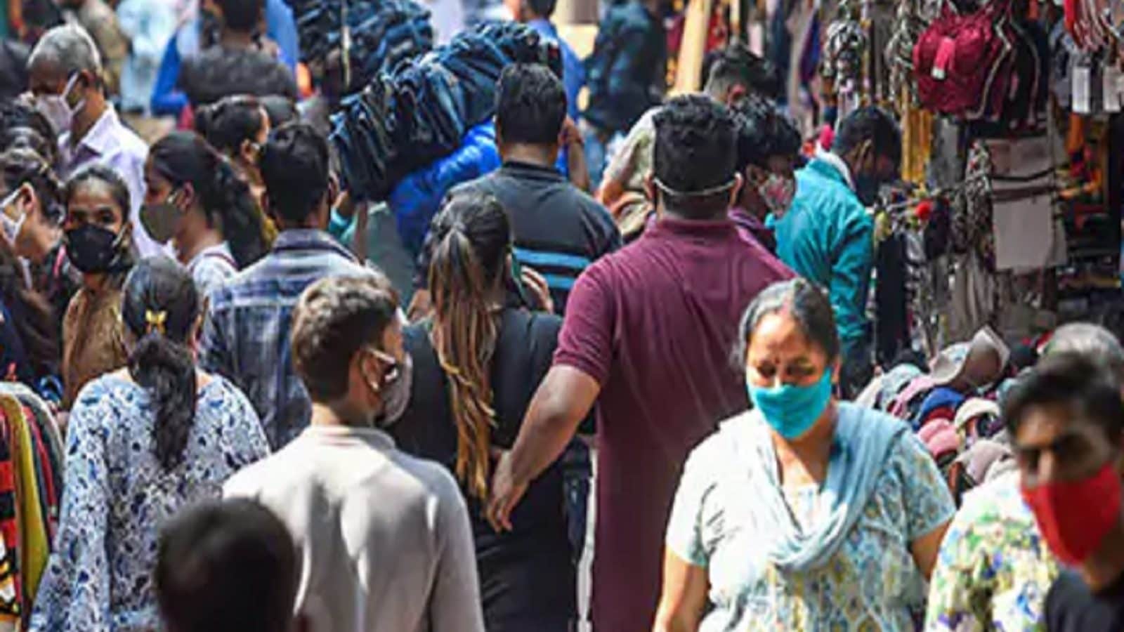 Decreasing average fertility rate of Indian women Declining population ...