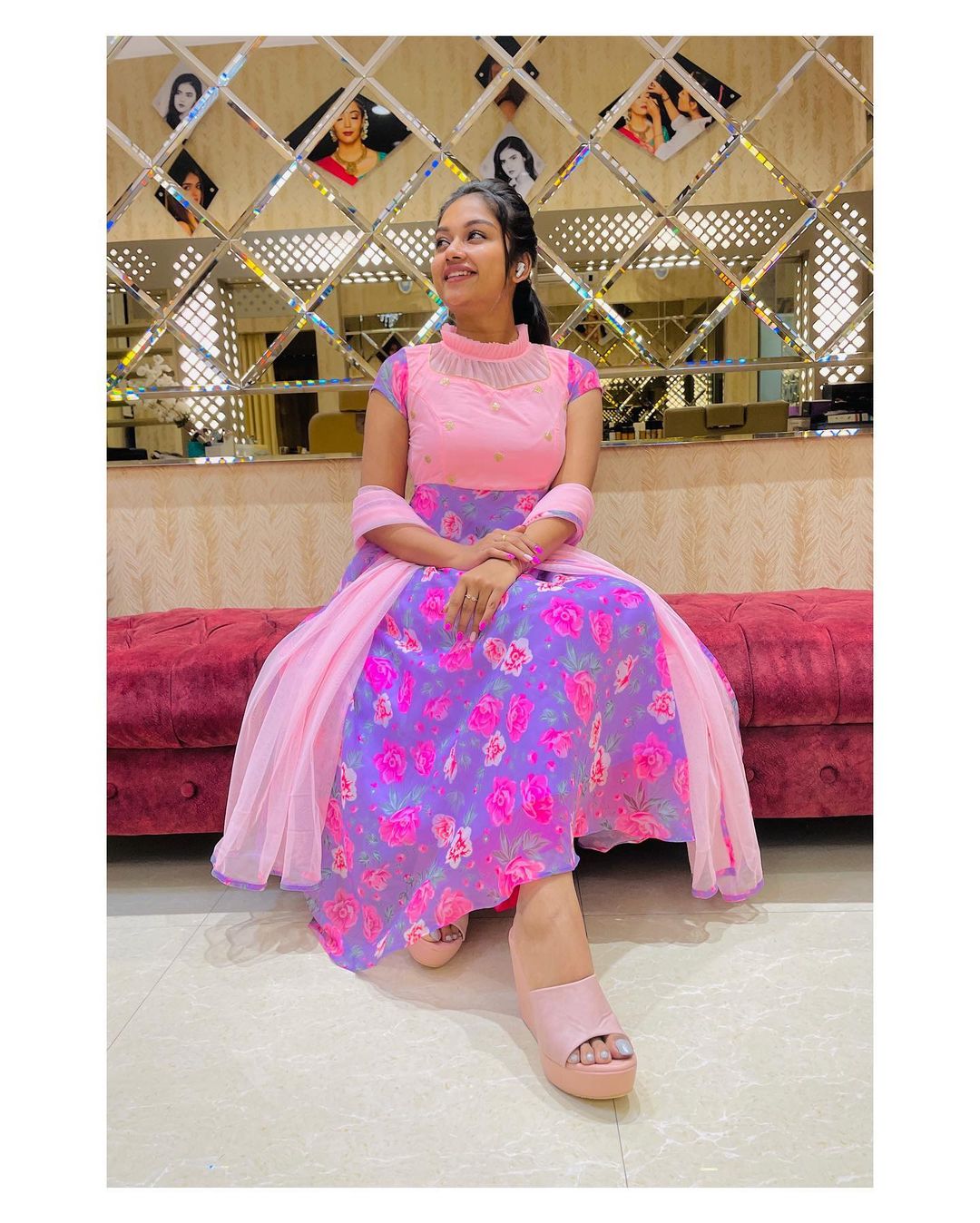 சித்தி சீரியல் நடிகை ப்ரீத்தி ஷர்மா போட்டோஸ்.. – News18 தமிழ்