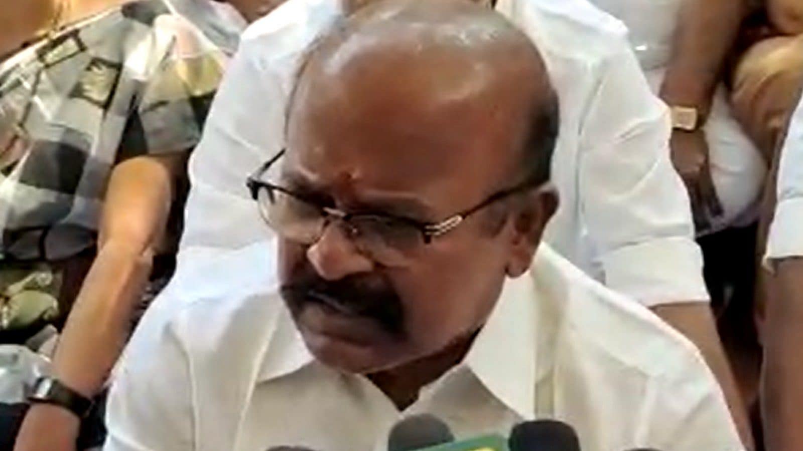 ADMK : நிச்சயம் அதிமுக பொதுக்குழு நடைபெறும், எடப்பாடி பழனிசாமி ஒருமனதாக ஒற்றை தலைமையாக ...