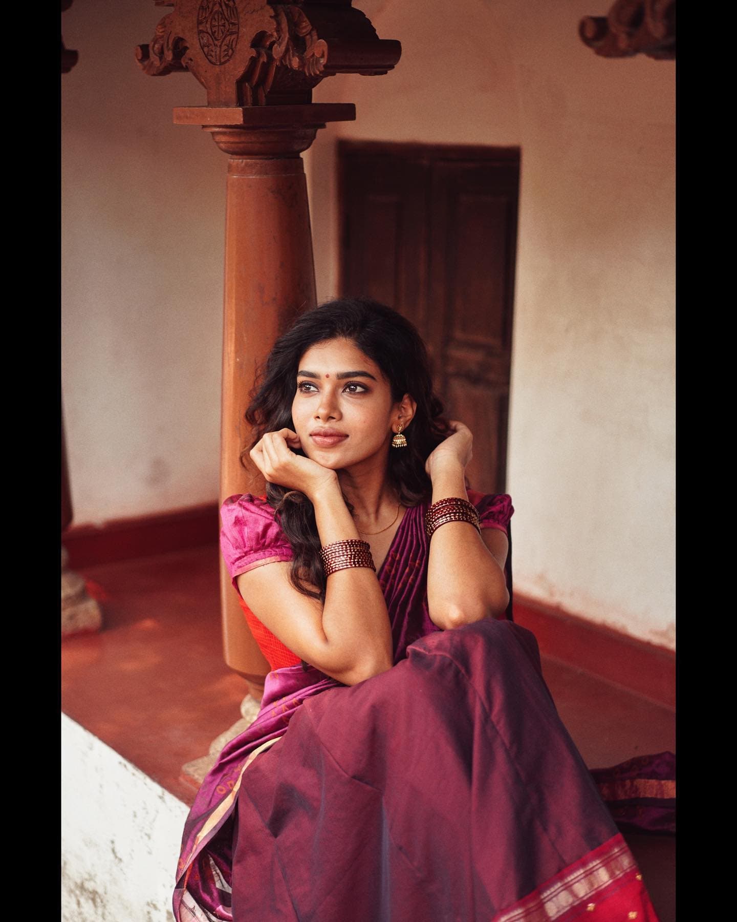 சார்பட்டா மாரியம்மாவின் சன் கிஸ்டு போட்டோஸ்.. – News18 தமிழ்