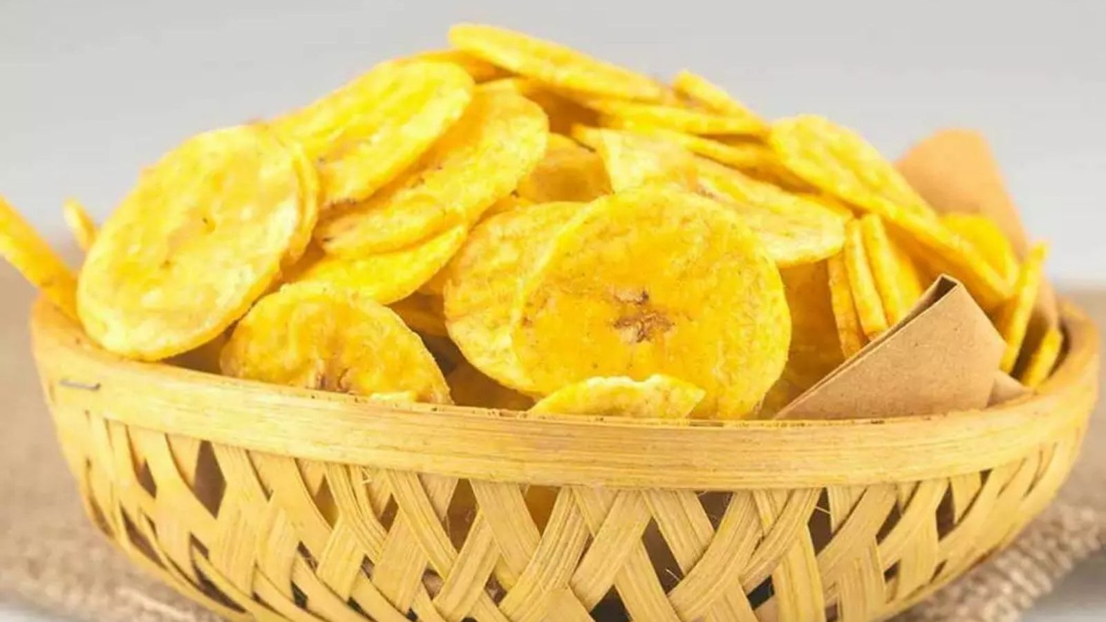 Nendram Banana Chips | நேந்திரம் சிப்ஸ் வீட்டில் செய்ய ரெசிபி ...