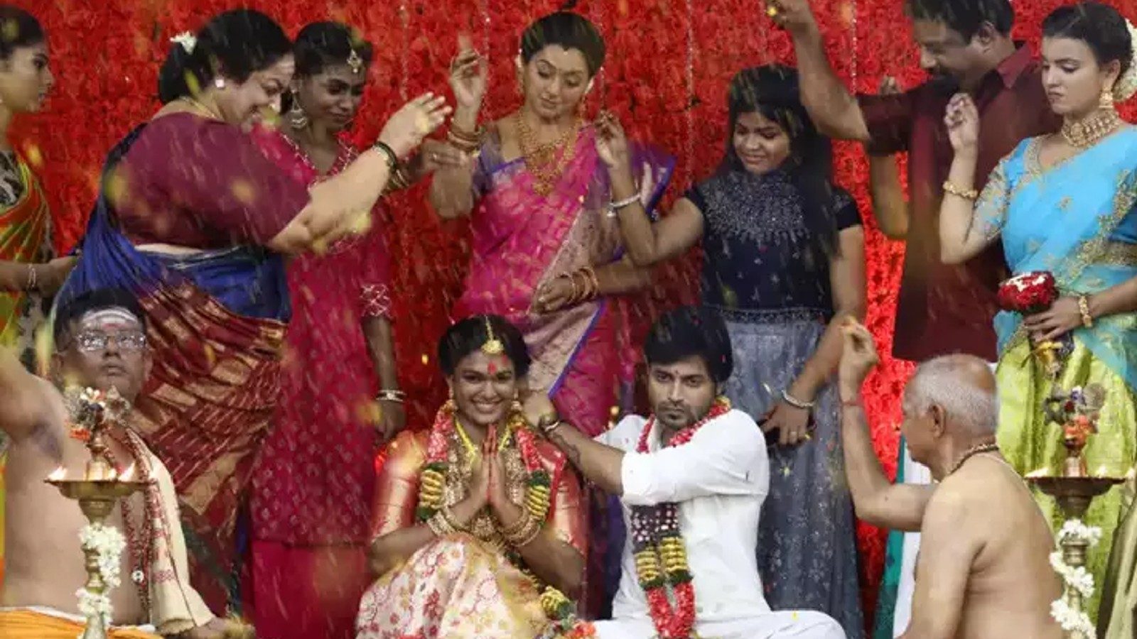 வள்ளி திருமணத்தில் கடைசி நேர திருப்பம்.. வள்ளிக்கு தாலி கட்டினார் ...