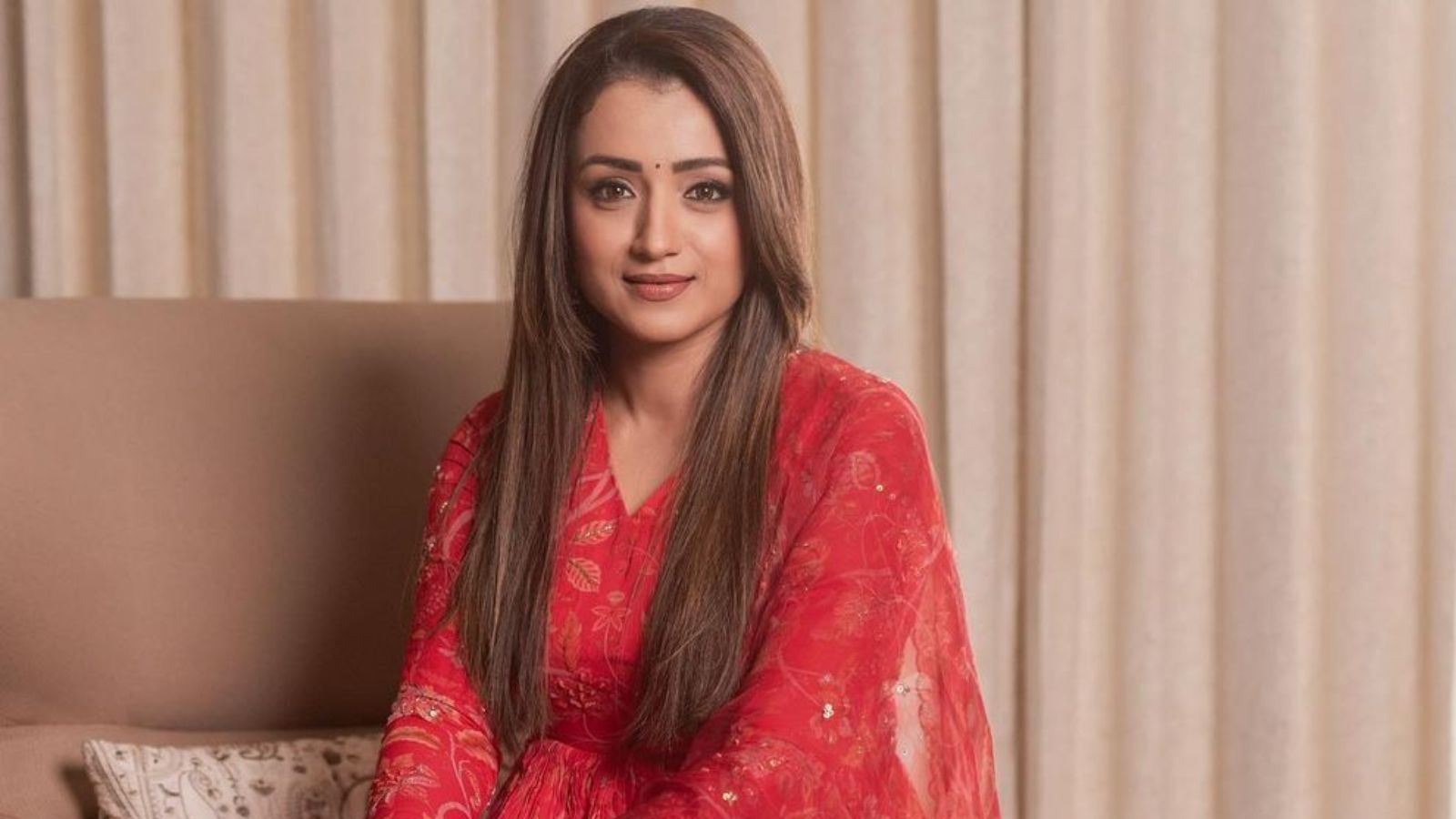 பொன்னியின் செல்வன் ப்ரமோஷனில் செம்ம பிசியான த்ரிஷா!