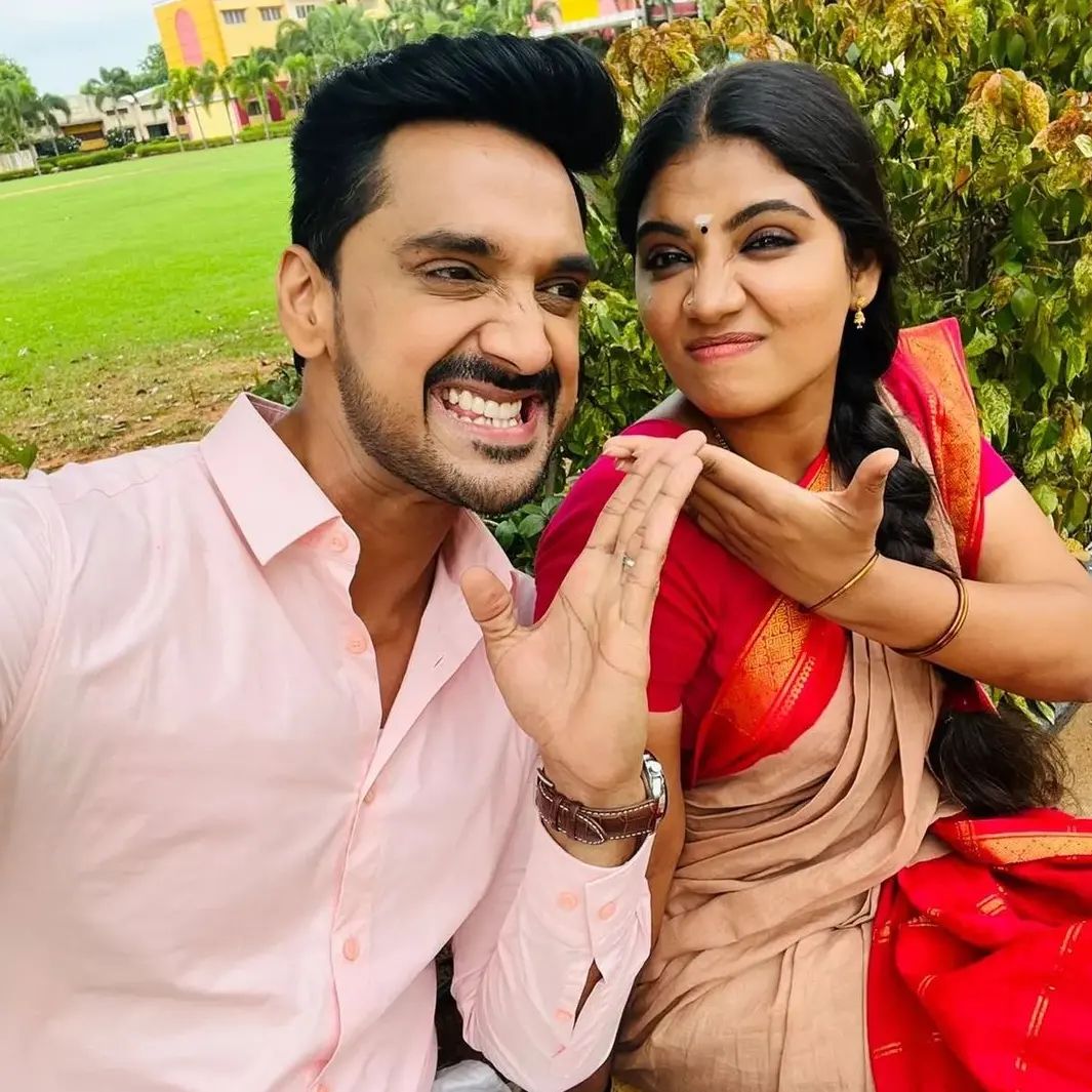 சக நடிகர் சித்துவின் மனைவிக்கு சாபம் விட்ட விஜய் டிவி செல்லம்மா – News18 தமிழ்