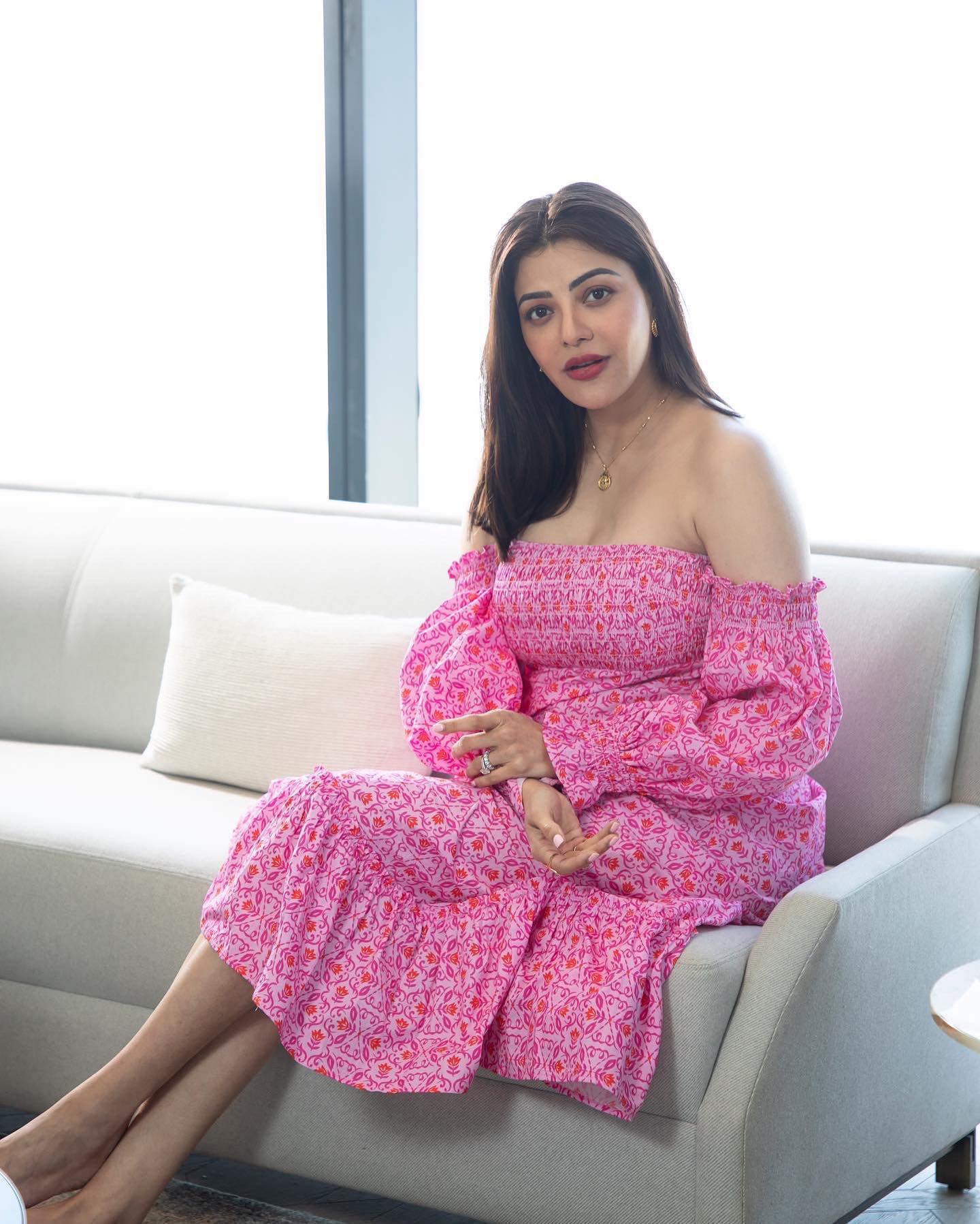 ’நியூ மாமி’ காஜல் அகர்வாலின் லேட்டஸ்ட் போட்டோஸ்.. – News18 தமிழ்