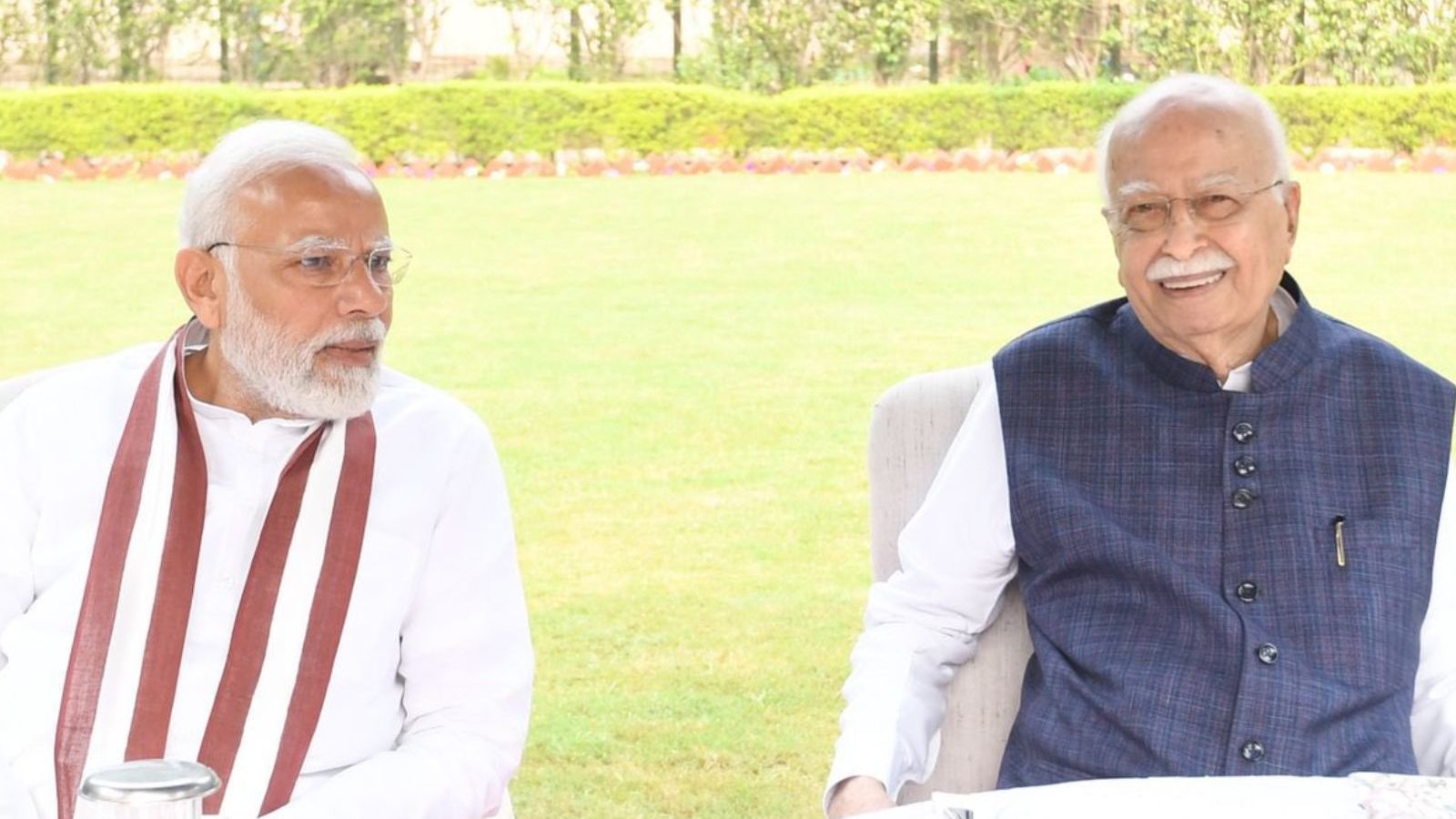 அத்வானி 95வது பிறந்தநாள்... நேரில் சந்தித்து வாழ்த்து கூறிய பிரதமர் ...