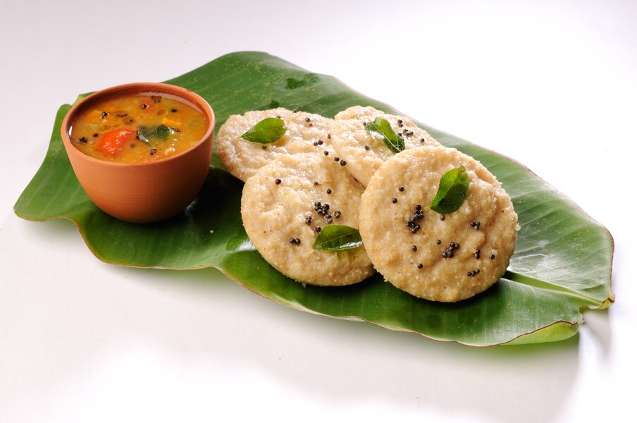 இனி உங்கள் டயட்டில் இட்லி சாம்பார் சேர்க்கலாம்... உடல் எடை ஏறாது ...