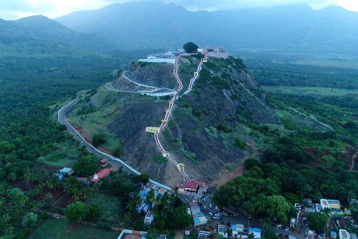 தென்காசி மாவட்டத்திற்கு புகழ்சேர்க்கும் திருமலை கோவில்....