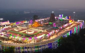 மின்னொளியில் ஜொலிக்கும் பழனி முருகன் கோயில்.. பக்தர்கள் பரவசம் ...