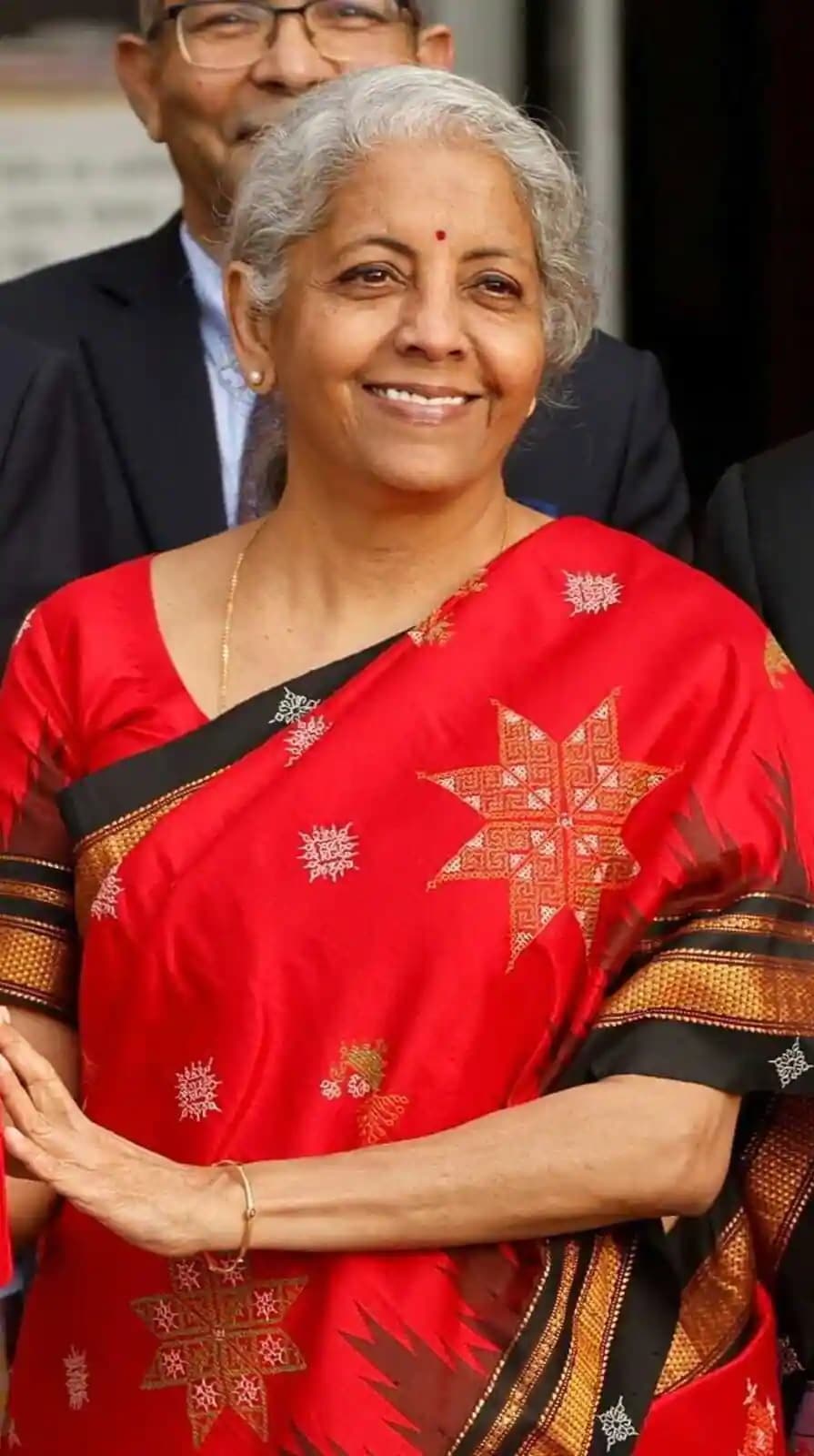 பட்ஜெட்டின்போது நிர்மலா சீதாராமன் கட்டியிருந்த புடவையின் சிறப்பு ...