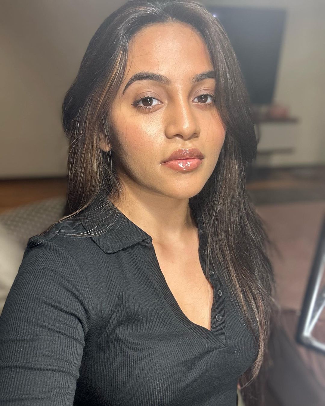 ரசிகர்களை கைது செய்யும் ”விடுதலை” பட நாயகி..! – News18 தமிழ்