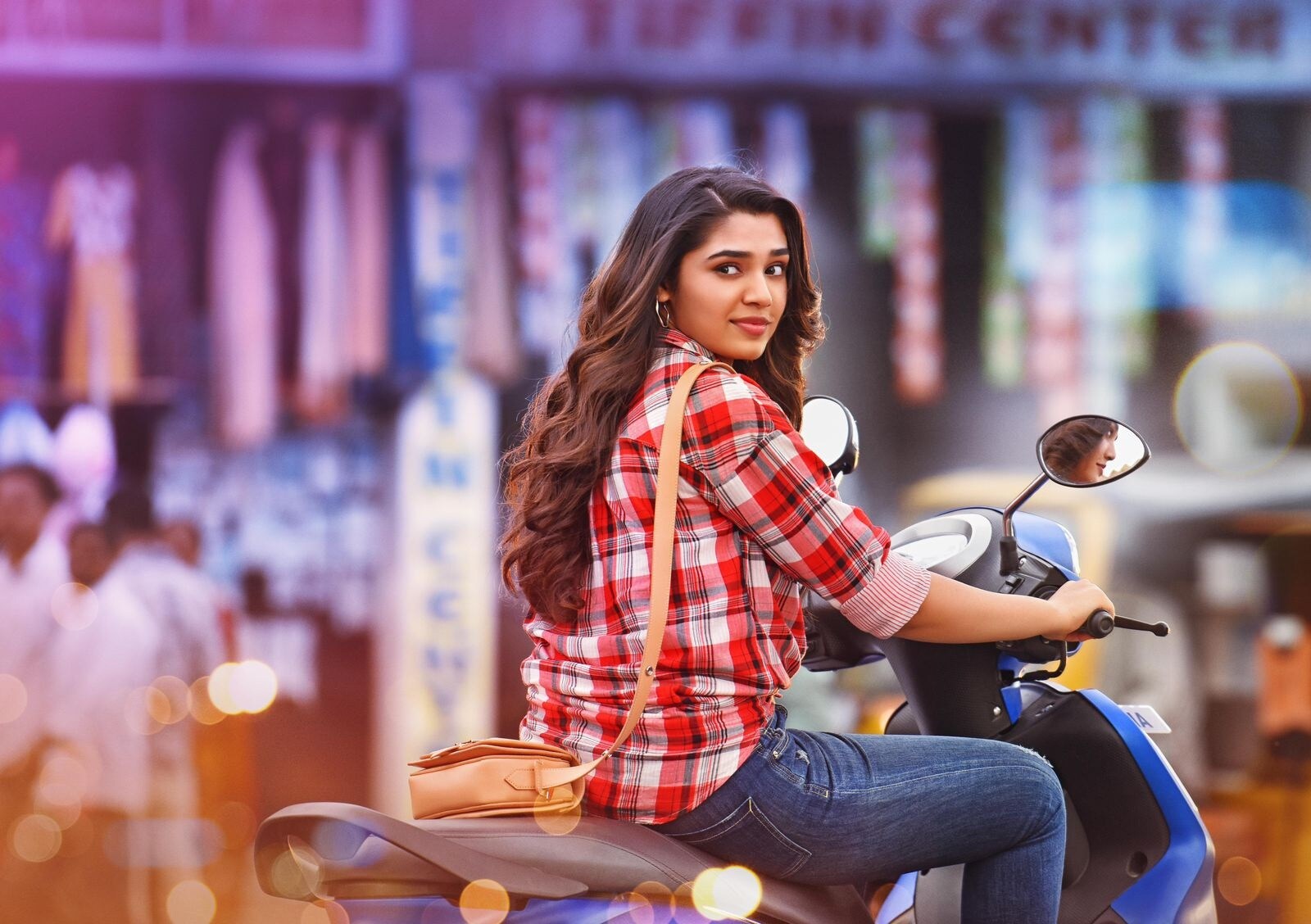 பிளாஸ்டிக் சர்ஜரியால் என் முகம் மாறியதா? - கீர்த்தி ஷெட்டி விளக்கம் ...