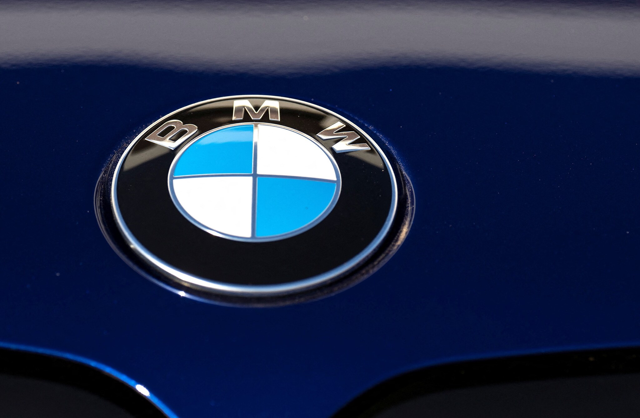 லோகோ சொல்லும் பாசம்.. BMW காரின் சுவாரஸ்ய வரலாறு! – News18 தமிழ்
