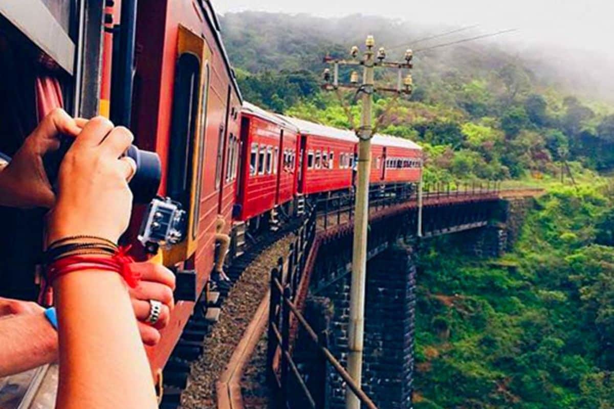 5 tips to make your long train journey relaxing and enjoyable! | உங்கள் ...