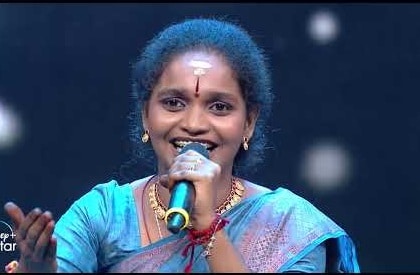 முதல் பெண் - வரலாற்று சாதனை செய்த சூப்பர் சிங்கர் அருணா – News18 தமிழ்