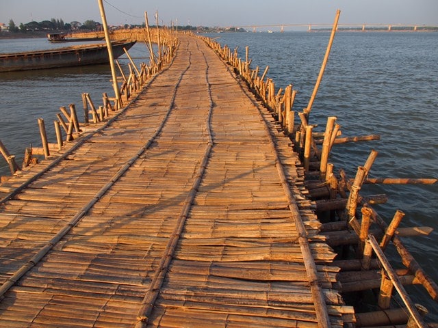 உலகின் மிக நீளமான மூங்கில் பாலம் எங்கு இருக்கிறது தெரியுமா? – News18 தமிழ்