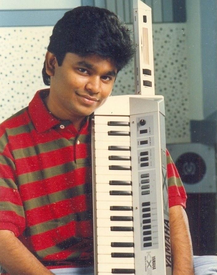 எம்.எஸ்.வியே நிராகரித்து அனுப்பிய பாடலை ஹிட் ஆக்கிய ஏ.ஆர் ரஹ்மான்.. ரகசியத்தை உடைத்த வைரமுத்து ...