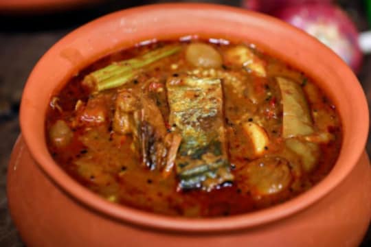 delicious Karuvattu Kulambu recipe in tamil | மணமணக்கும் சுவையான ...