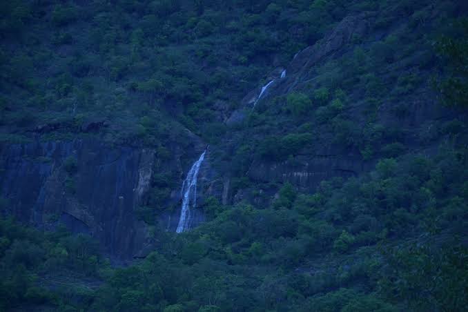 Virudhunagar Rakachi Amman temple waterfall in dried up due to summer ...