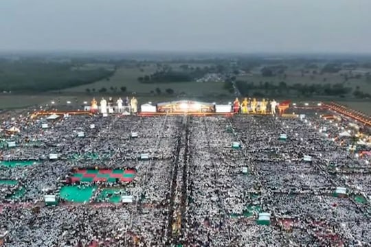 TVK Manadu | தமிழக வெற்றிக் கழக மாநாடு - மேலும் ஒருவர் உயிரிழப்பு – News18 தமிழ்