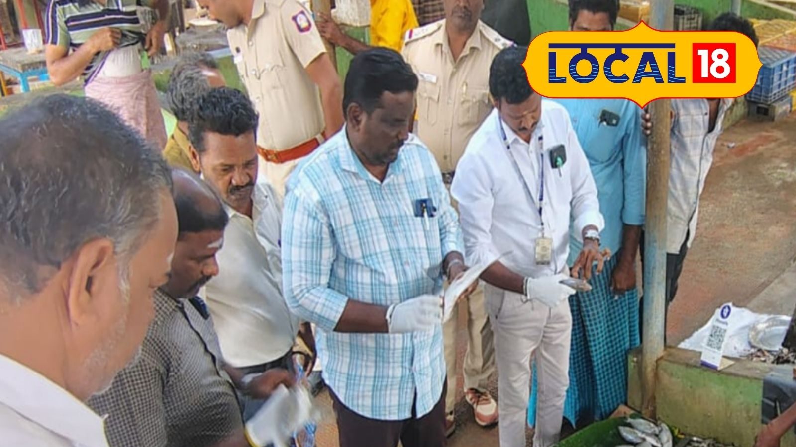 Fish Seize:"இத எப்படி மக்களுக்கு கொடுப்பீங்க” - கெட்டுப்போன மீன்கள் ...