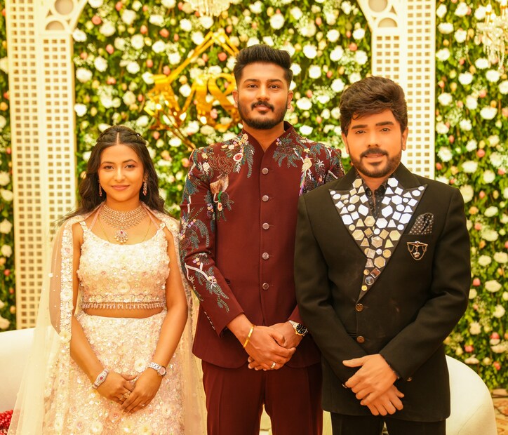 அஜித் பட இயக்குநர் மகள் திருமண விழாவில் லெஜண்ட் சரவணன்.. வைரலாகும் ...