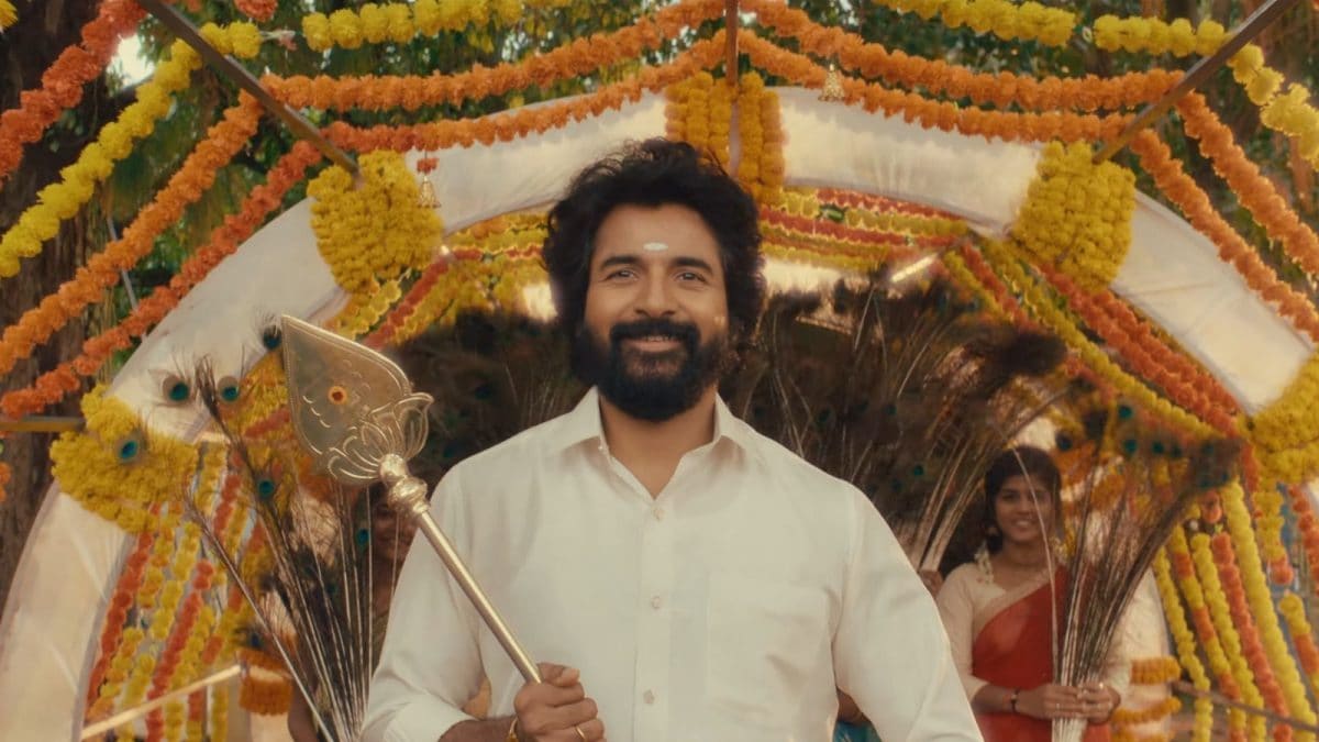 Velum Mayilum | சிவகார்த்திகேயன் வரிகளில் உருவான ‘வேலும் மயிலும்’ பாடல் ...