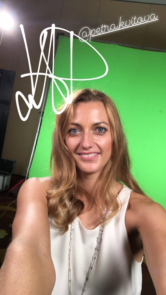 PICS : టెన్నిస్ క్వీన్స్...ట్రెండీ సెల్ఫీస్ - News18 తెలుగు