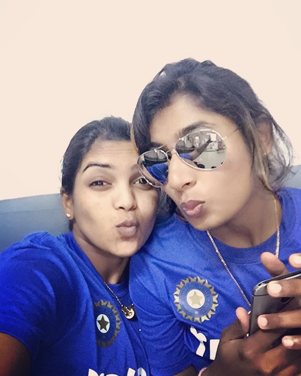 PICS : వేదా కృష్టమూర్తి ఇంట్రెస్టింగ్ ఇన్‌స్టాగ్రామ్ ఫోటోస్ – News18 తెలుగు