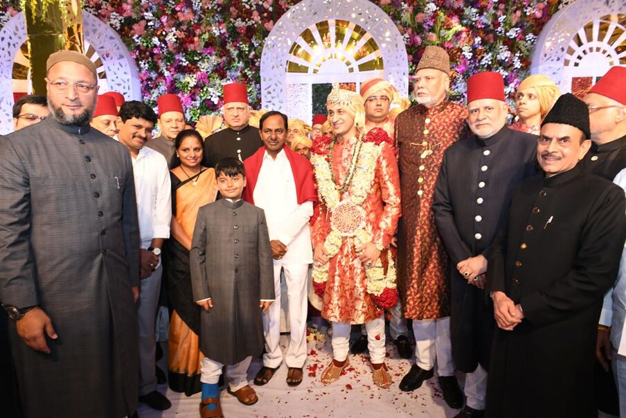 KCR Family attends MIM MP Asaduddin Daughters wedding– News18 Telugu
