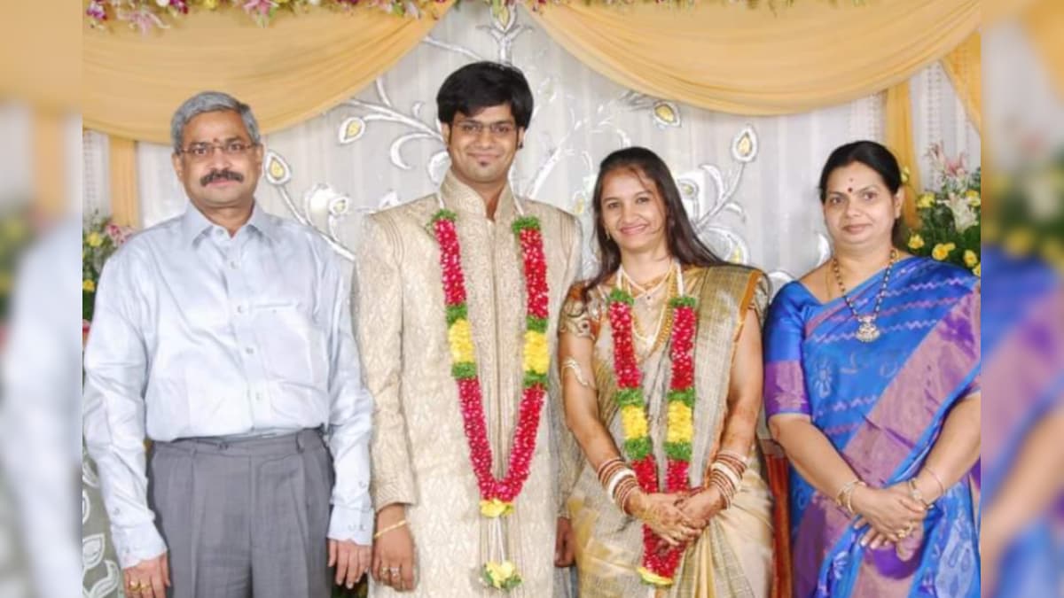 జస్టిస్ నూతి రామ్మోహన్ రావు, కుటుంబంపై వరకట్నం వేధింపుల కేసు – News18 ...