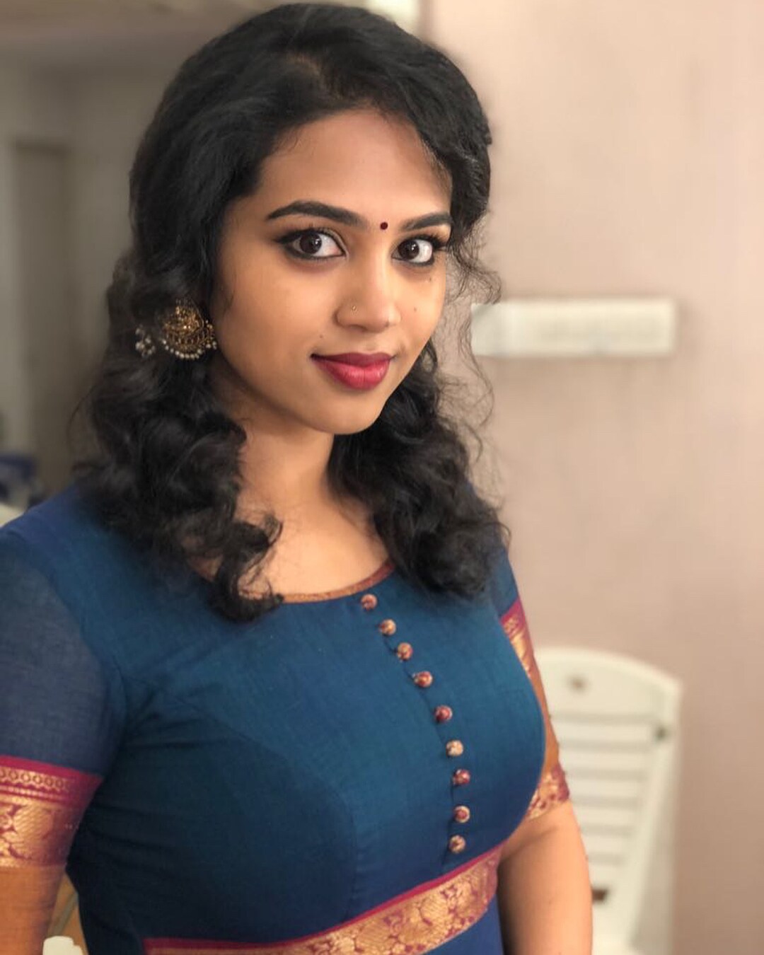 సింగర్ మనీషా ఈరబత్తినిని ఎప్పుడైనా ఇలా చూశారా ? singer manisha ...