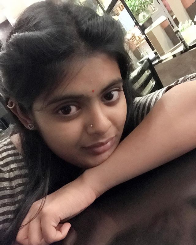 బుజ్జిగాడు ఫేమ్.. పవిత్ర పూరీ ఫోటోస్ – News18 తెలుగు