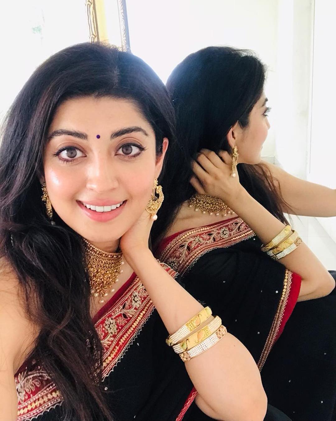 మేకప్ లేకుండా ప్రణీత ఎంత హాట్‌గా ఉందో.. – News18 తెలుగు