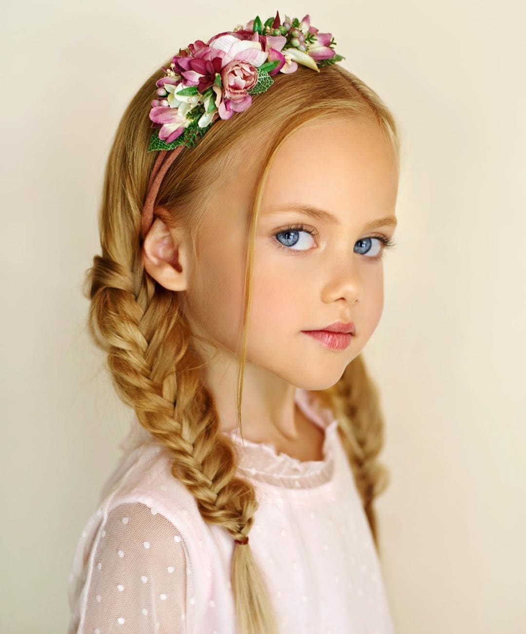 Pics : బొమ్మ కాదు బేబీ... ఇన్‌స్టాగ్రామ్ మోస్ట్ క్యూట్ గర్ల్ వయోలా ...