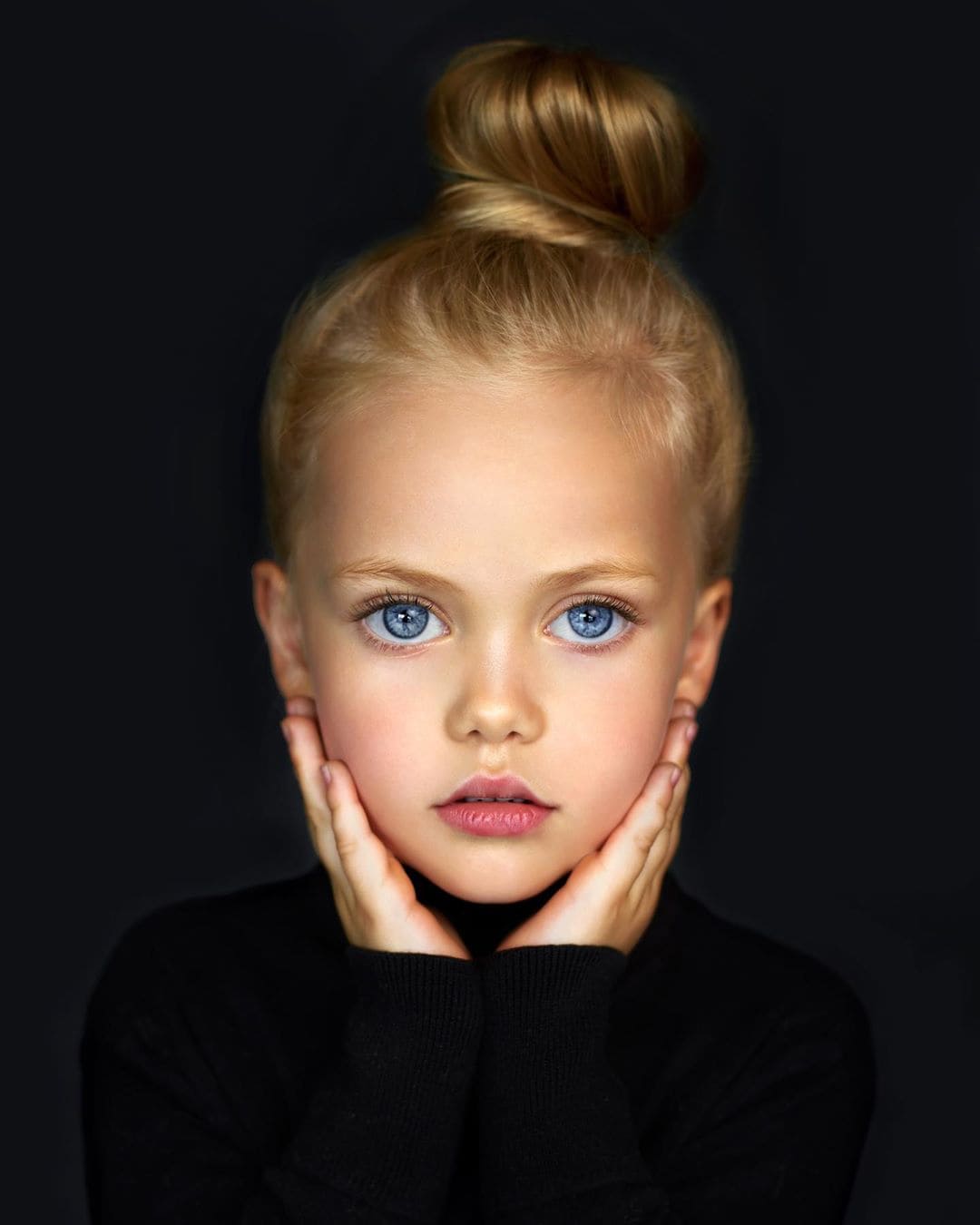 Pics : బొమ్మ కాదు బేబీ... ఇన్‌స్టాగ్రామ్ మోస్ట్ క్యూట్ గర్ల్ వయోలా ...