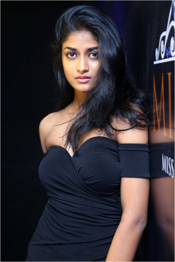 Dimple Hayathi: వాల్మీకి ఐటెం సాంగ్ జర్రజర్ర భామ అందాలను చూస్తే విజిల్ ...