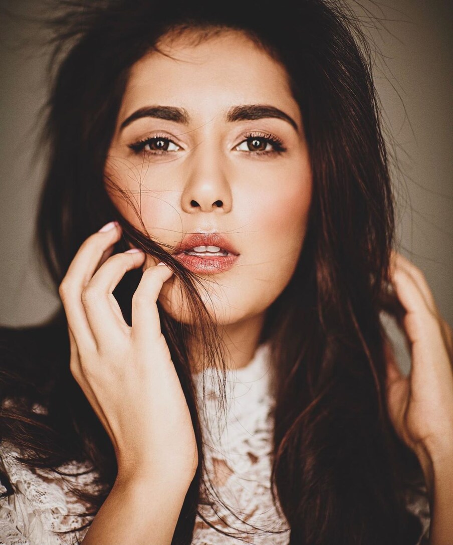 రాశి ఖన్నా లేటెస్ట్ ఫొటోస్ Tollywood Actress Rashi Khanna Latest 9233