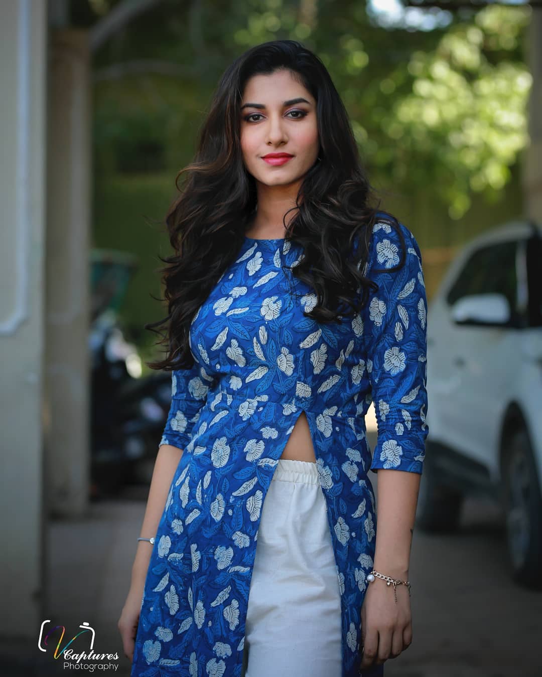 Anchor Vishnu Priya: యాంకర్ విష్ణుప్రియను ఇలా చూస్తే తట్టుకోలేరేమో ...